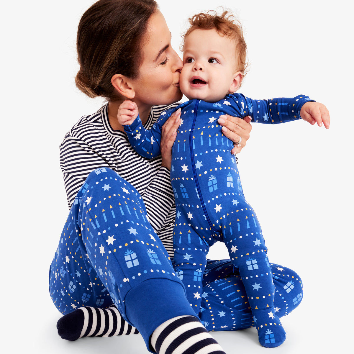 Baby organic zip footie in festive lights | Primary.com
