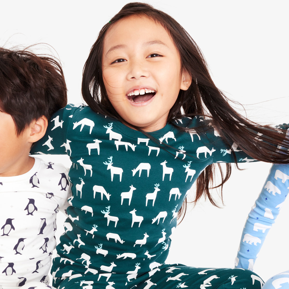 Kids organic long sleeve pj top in forest friends | Primary.com